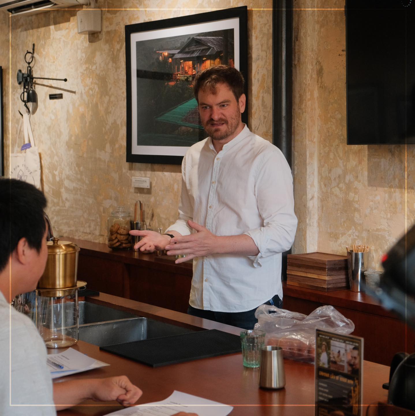 Sự trỗi dậy của chuỗi cà phê đặc sản ở thị trường Việt Nam: Rang Rang ...